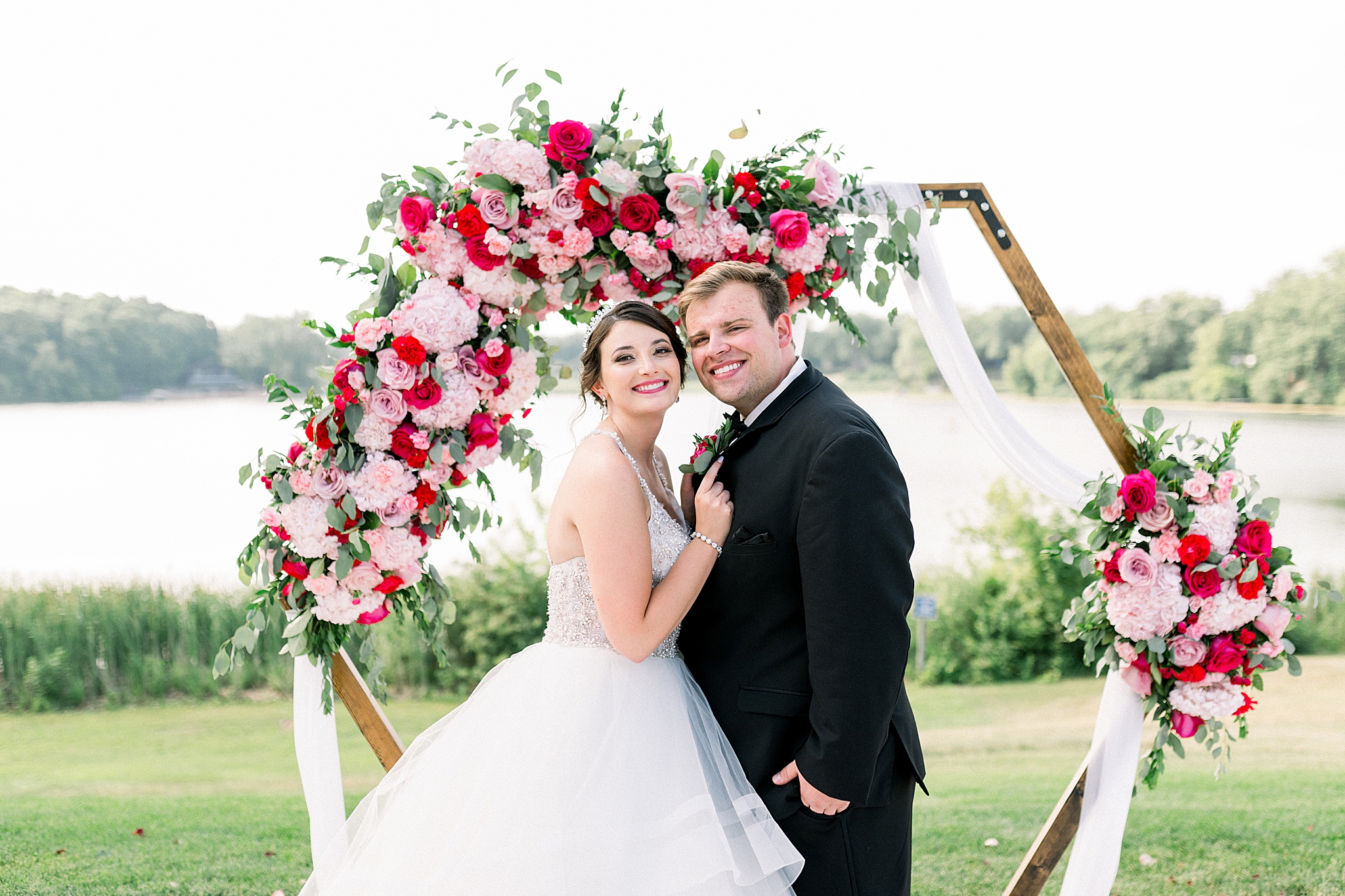 Hot Pink Wedding | Olivia Beyers Photography